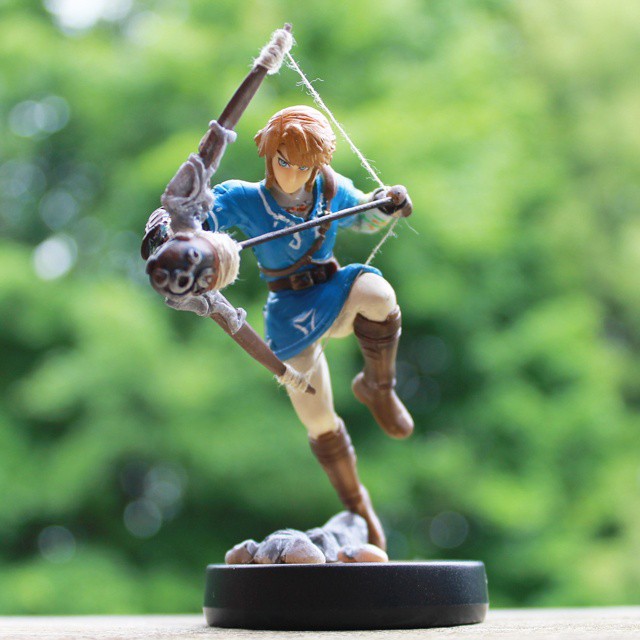 Artist transforms a Link Amiibo into a stunning Zelda Wii U figure ...
